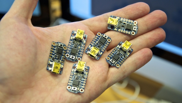 Conheça o menor Arduino do mundo | iMasters